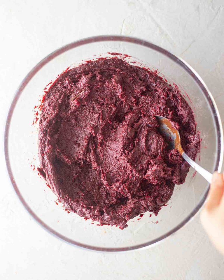 Vegan Beetroot Brownies with Chocolate Avocado Frosting - Rainbow ...