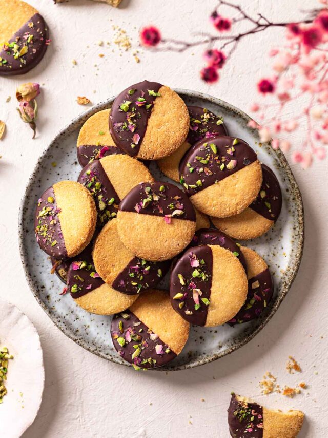 Easy Vegan Baking Recipes - Rainbow Nourishments