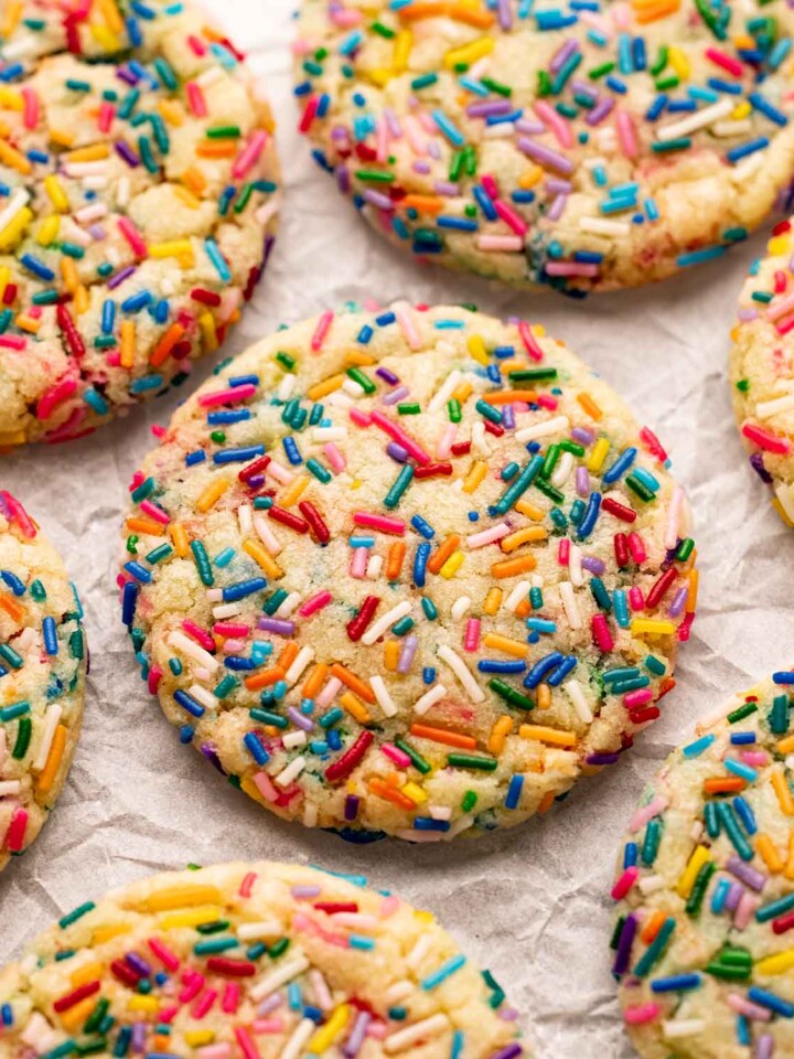 Vegan Chocolate Chip Cookies - Rainbow Nourishments